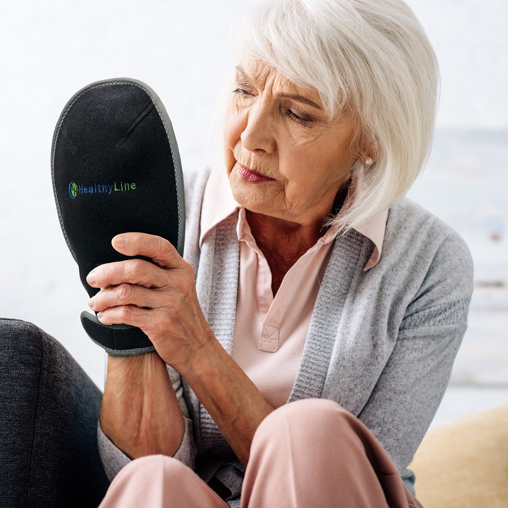 Portable Hand Heated Gemstone Pad | Hand Model with Power Bank InfraMa ...